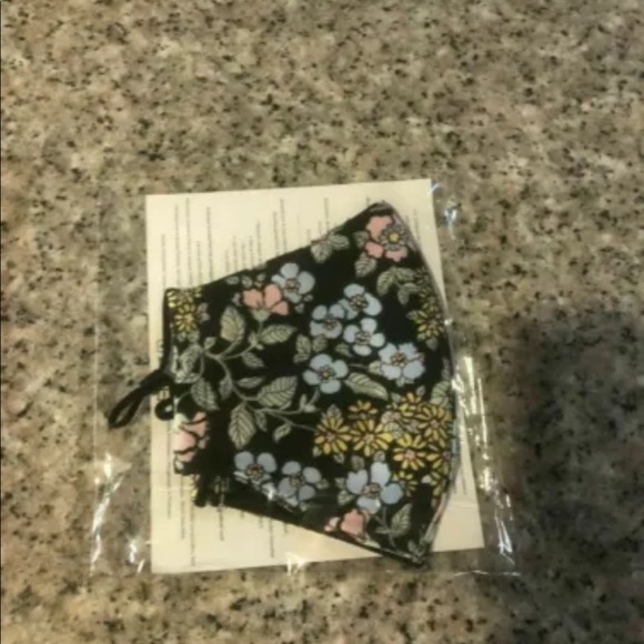 Tory Burch | Accessories | Tory Burch Reusable Face Mask | Poshmark